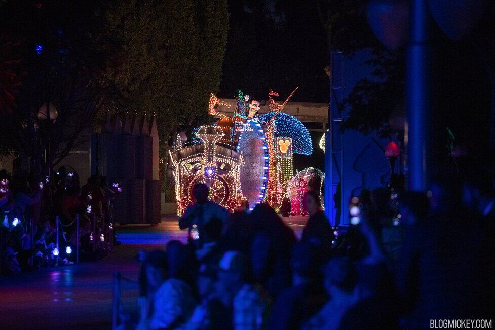 Main Street Electrical Parade Returns to Disneyland for 50th Main Street Electrical Parade Returns to Disneyland for 50th
